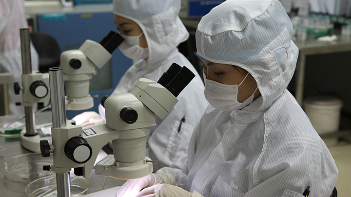 Wrist Oxygen Monitor for OSA - Checkme O2 Max | Viatom